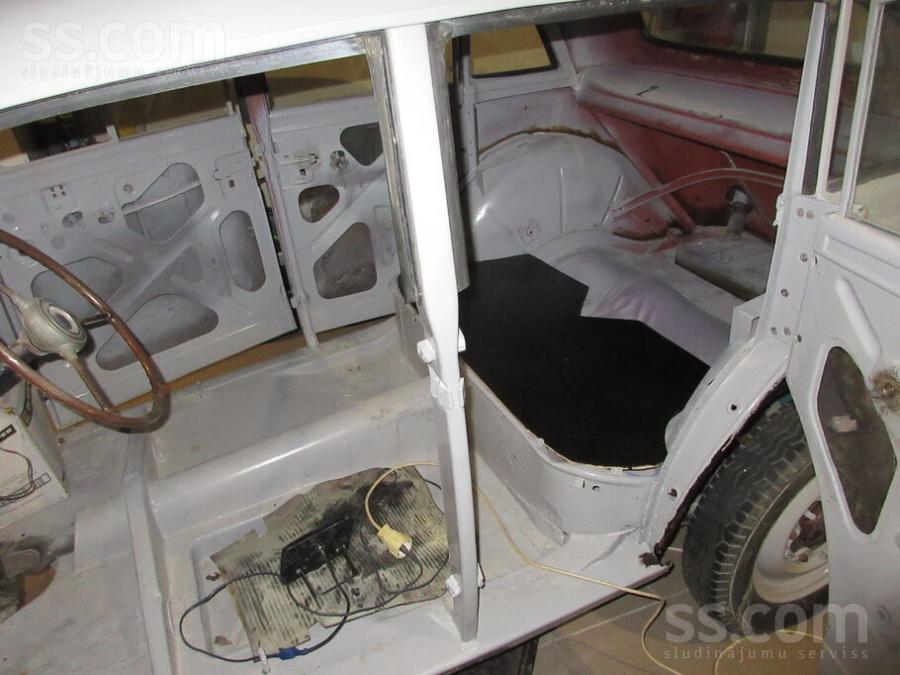 Серый Москвич / АЗЛК 401 1955 в Рига, объемом двигателя 1.00 л и пробегом 30 тыс. км за 7600 €, фото 8 на AUTOMOTO.COM.LV