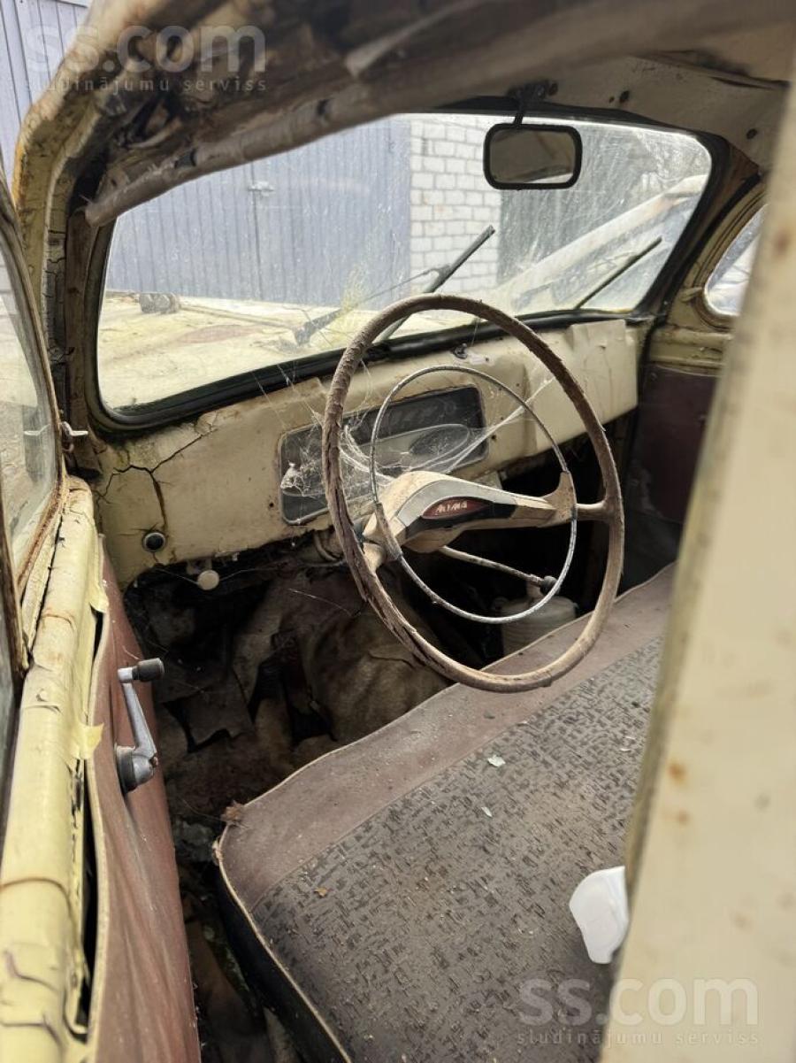 Dzeltens Moskvych / AZLK 401 1952 Liepāja, ar dzinēja tilpumu 1.50 L un nobraukumu 28 tūkst. km par 800 €, foto 6 vietnē AUTOMOTO.COM.LV