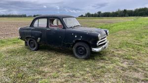 Melns Moskvych / AZLK 407 1957 Viļņa, ar dzinēja tilpumu 1.30 L un nobraukumu 75 tūkst. km par 750 €, foto 7 vietnē AUTOMOTO.COM.LV