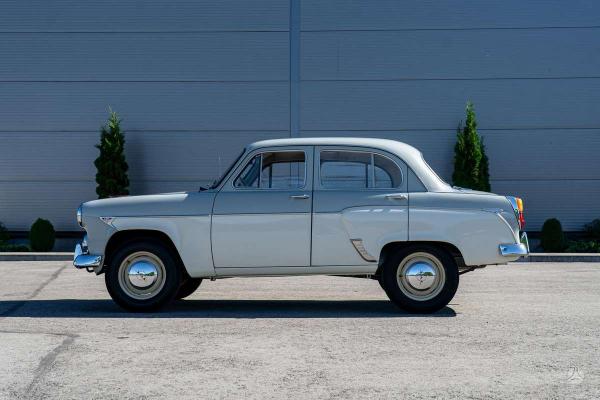 Pelēks Moskvych / AZLK 407 1961 Tallina, ar dzinēja tilpumu 1.36 L un nobraukumu 11 tūkst. km par 9900 €, foto 8 vietnē AUTOMOTO.COM.LV