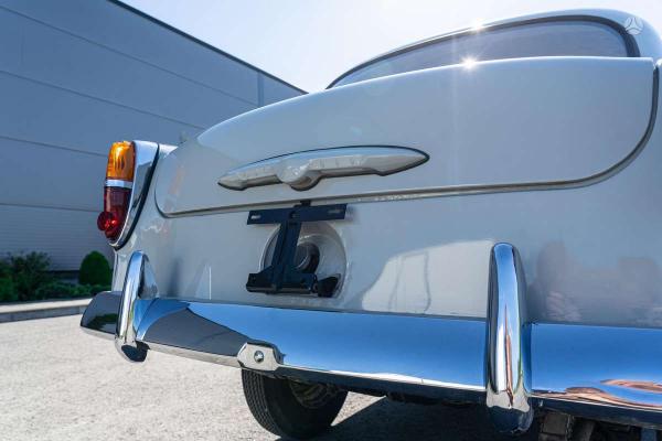 Pelēks Moskvych / AZLK 407 1961 Tallina, ar dzinēja tilpumu 1.36 L un nobraukumu 11 tūkst. km par 9900 €, foto 10 vietnē AUTOMOTO.COM.LV