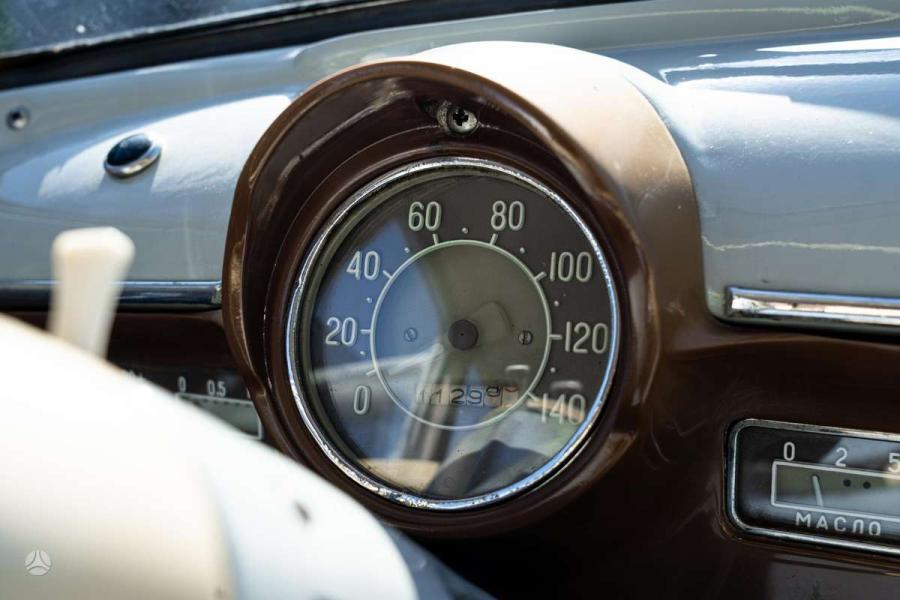 Grey Moskvich / AZLK 407 1961 in Tallinn, with an engine capacity of 1.36 L and mileage of 11 thousand km for 9900 €, photo 19 on AUTOMOTO.COM.LV
