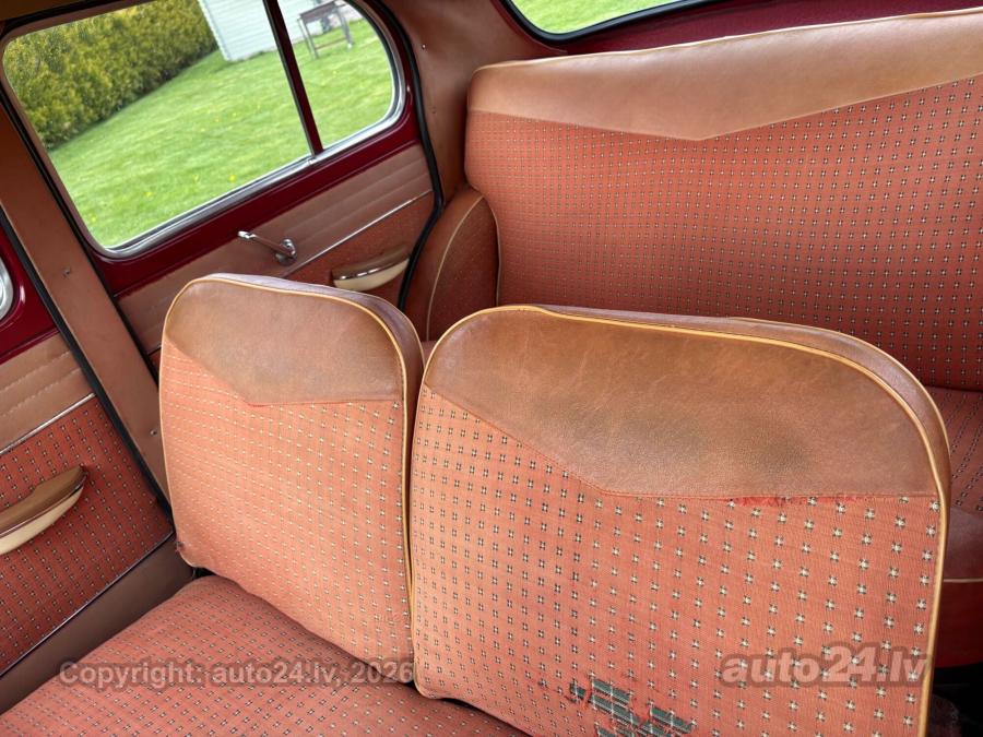 Sarkans Moskvych / AZLK 407 1962 Tallina, ar dzinēja tilpumu 1.40 L un nobraukumu 70 tūkst. km par 9990 €, foto 9 vietnē AUTOMOTO.COM.LV