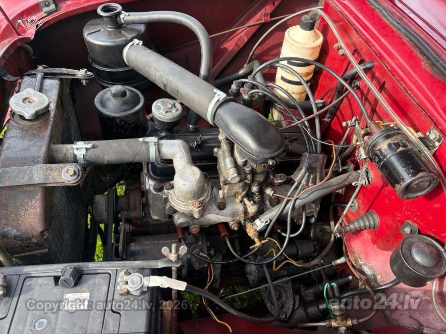 Sarkans Moskvych / AZLK 407 1962 Tallina, ar dzinēja tilpumu 1.40 L un nobraukumu 70 tūkst. km par 9990 €, foto 11 vietnē AUTOMOTO.COM.LV
