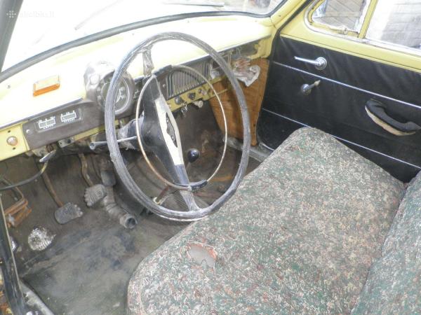 Yellow Moskvich / AZLK 407 1963 in Skuodas, with an engine capacity of 0.00 L and mileage of 1 thousand km for 950 €, photo 5 on AUTOMOTO.COM.LV