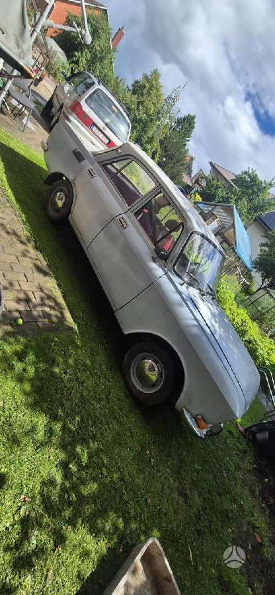 Blue Moskvich / AZLK 412 1978 in Panevezys, with an engine capacity of 1.50 L and mileage of 0 thousand km for 700 €, photo 5 on AUTOMOTO.COM.LV