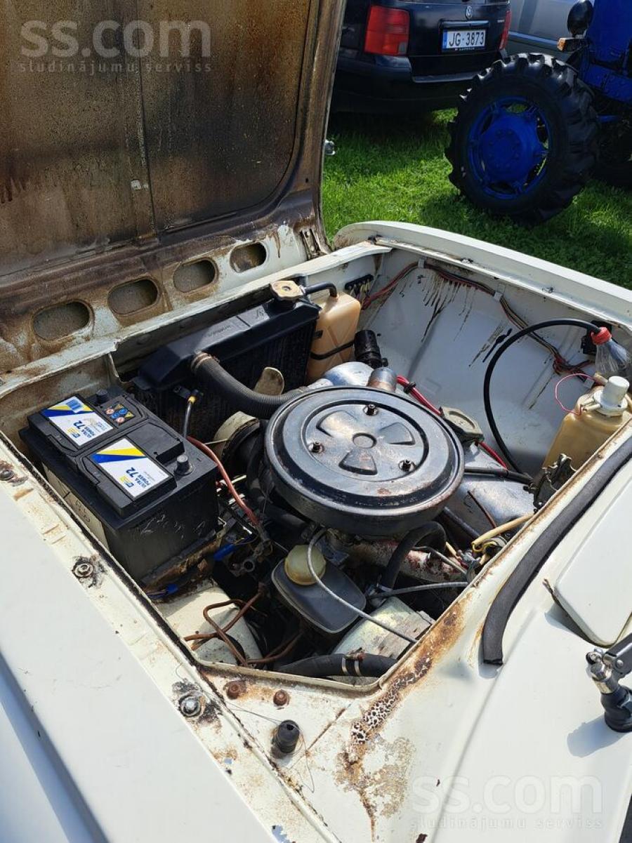Brūns Moskvych / AZLK 412 1990 Preiļi, ar dzinēja tilpumu 1.50 L un nobraukumu 36 tūkst. km par 800 €, foto 7 vietnē AUTOMOTO.COM.LV