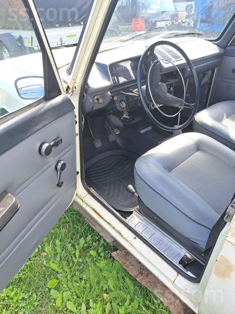 Brūns Moskvych / AZLK 412 1990 Preiļi, ar dzinēja tilpumu 1.50 L un nobraukumu 36 tūkst. km par 800 €, foto 12 vietnē AUTOMOTO.COM.LV
