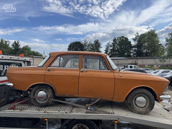 Pelēks Moskvych / AZLK 412 1981 Šauļi, ar dzinēja tilpumu 1.40 L un nobraukumu 111 tūkst. km par 1350 €, foto 4 vietnē AUTOMOTO.COM.LV