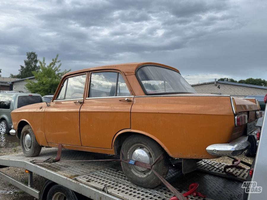 Pelēks Moskvych / AZLK 412 1981 Šauļi, ar dzinēja tilpumu 1.40 L un nobraukumu 111 tūkst. km par 1350 €, foto 8 vietnē AUTOMOTO.COM.LV