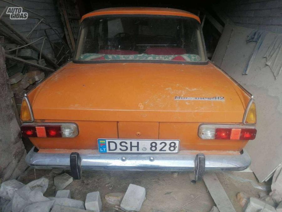 Pelēks Moskvych / AZLK 412 1981 Šauļi, ar dzinēja tilpumu 1.40 L un nobraukumu 111 tūkst. km par 1350 €, foto 10 vietnē AUTOMOTO.COM.LV