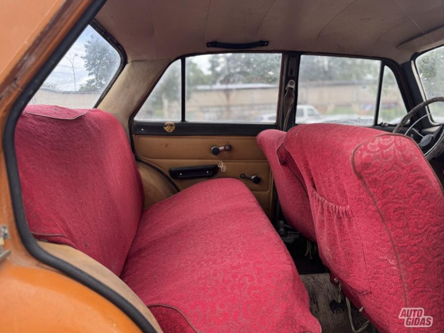 Moskvich / AZLK 412 1981 in Siauliai, with an engine capacity of 0.10 L and mileage of 111 thousand km for 1350 €, photo 11 on AUTOMOTO.COM.LV