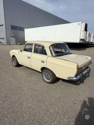 Dzeltens Moskvych / AZLK 412 1986 Klaipėda, ar dzinēja tilpumu 1.50 L un nobraukumu 58 tūkst. km par 1500 €, foto 4 vietnē AUTOMOTO.COM.LV