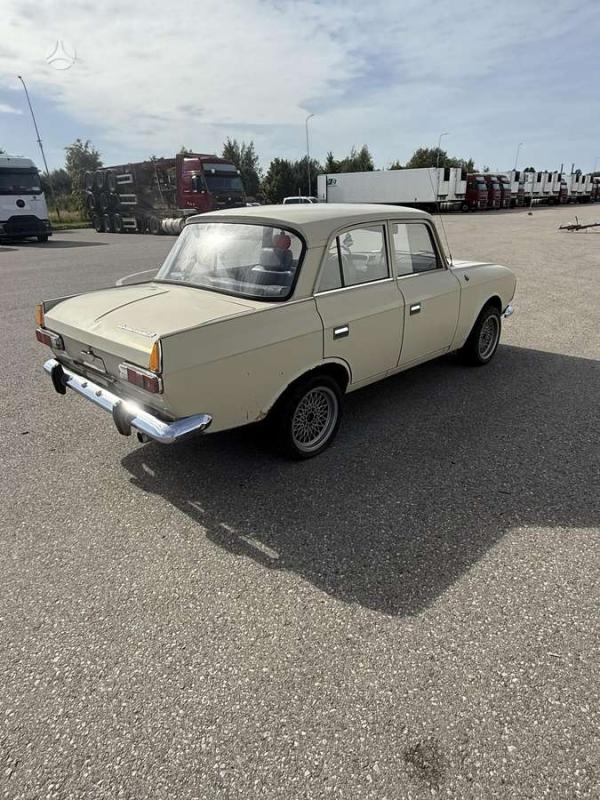 Dzeltens Moskvych / AZLK 412 1986 Klaipėda, ar dzinēja tilpumu 1.50 L un nobraukumu 58 tūkst. km par 1500 €, foto 7 vietnē AUTOMOTO.COM.LV