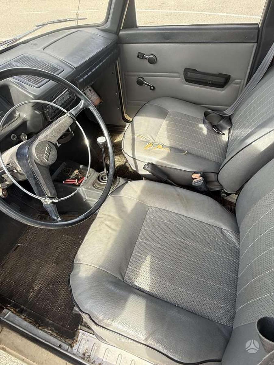 Dzeltens Moskvych / AZLK 412 1986 Klaipėda, ar dzinēja tilpumu 1.50 L un nobraukumu 58 tūkst. km par 1500 €, foto 14 vietnē AUTOMOTO.COM.LV