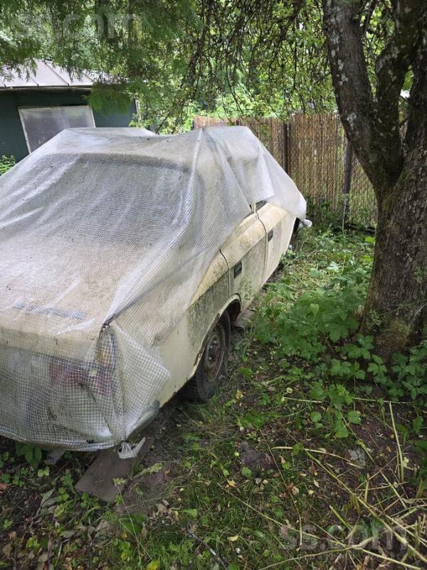 Yellow Moskvich / AZLK 412 1988 in Riga, with an engine capacity of 1.50 L and mileage of 67 thousand km for 400 €, photo 1 on AUTOMOTO.COM.LV