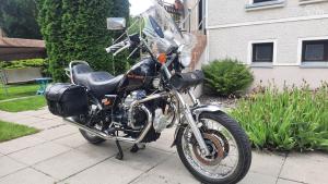 Черный Moto Guzzi 650 1988 в Каунас, объемом двигателя 0.64 л и пробегом 0 тыс. км за 3000 €, фото  на AUTOMOTO.COM.LV