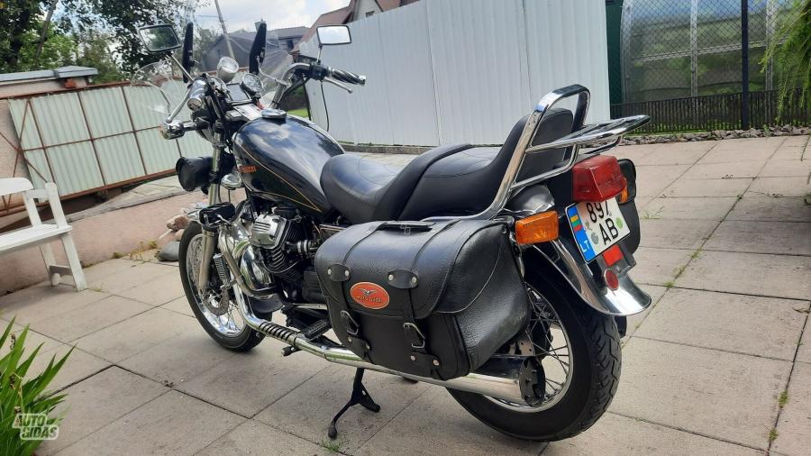 Черный Moto Guzzi 650 1988 в Каунас, объемом двигателя 0.64 л и пробегом 0 тыс. км за 3000 €, фото 5 на AUTOMOTO.COM.LV