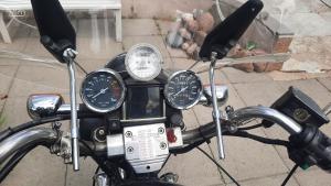 Черный Moto Guzzi 650 1988 в Каунас, объемом двигателя 0.64 л и пробегом 0 тыс. км за 3000 €, фото 6 на AUTOMOTO.COM.LV