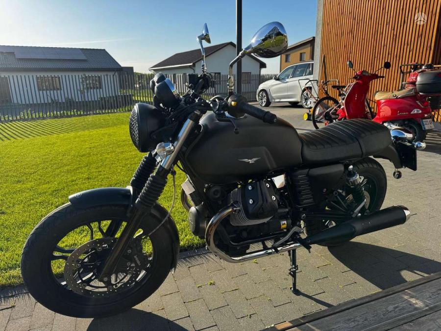 Черный Moto Guzzi V7 2014 в Вильнюс, объемом двигателя 0.75 л и пробегом 13 тыс. км за 3800 €, фото 5 на AUTOMOTO.COM.LV