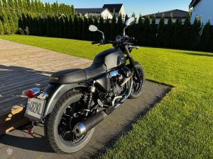 Черный Moto Guzzi V7 2014 в Вильнюс, объемом двигателя 0.75 л и пробегом 13 тыс. км за 3800 €, фото 9 на AUTOMOTO.COM.LV