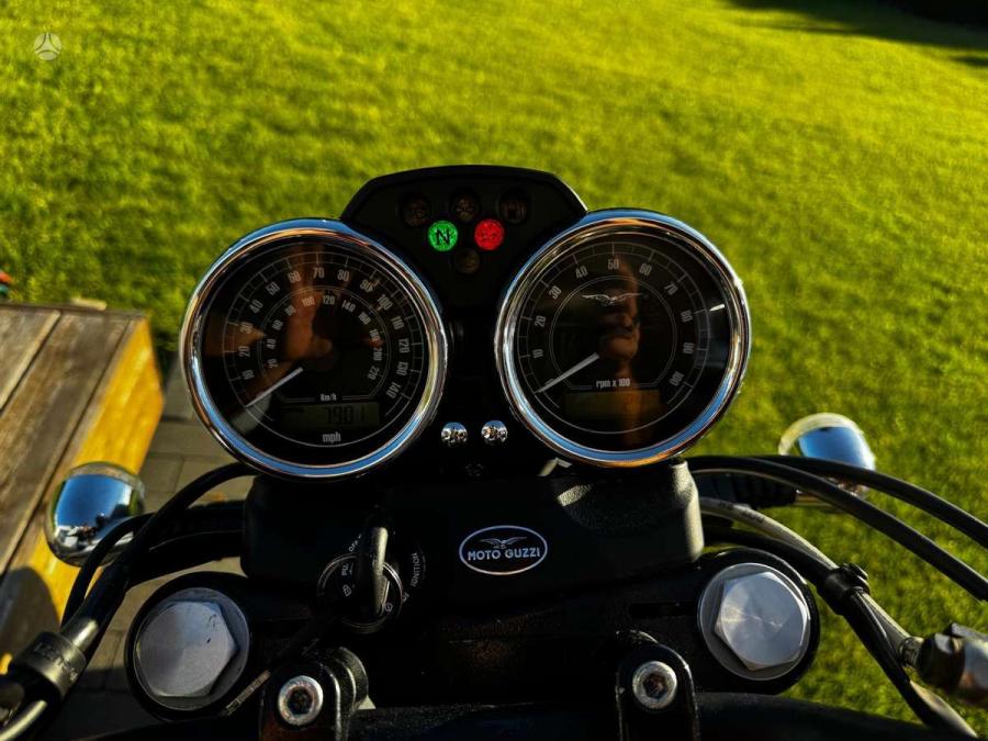 Черный Moto Guzzi V7 2014 в Вильнюс, объемом двигателя 0.75 л и пробегом 13 тыс. км за 3800 €, фото 11 на AUTOMOTO.COM.LV