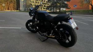 Black Moto Guzzi V7 2022 in Vilnius, with an engine capacity of 0.85 L and mileage of 1000 thousand km for 6500 €, photo 9 on AUTOMOTO.COM.LV