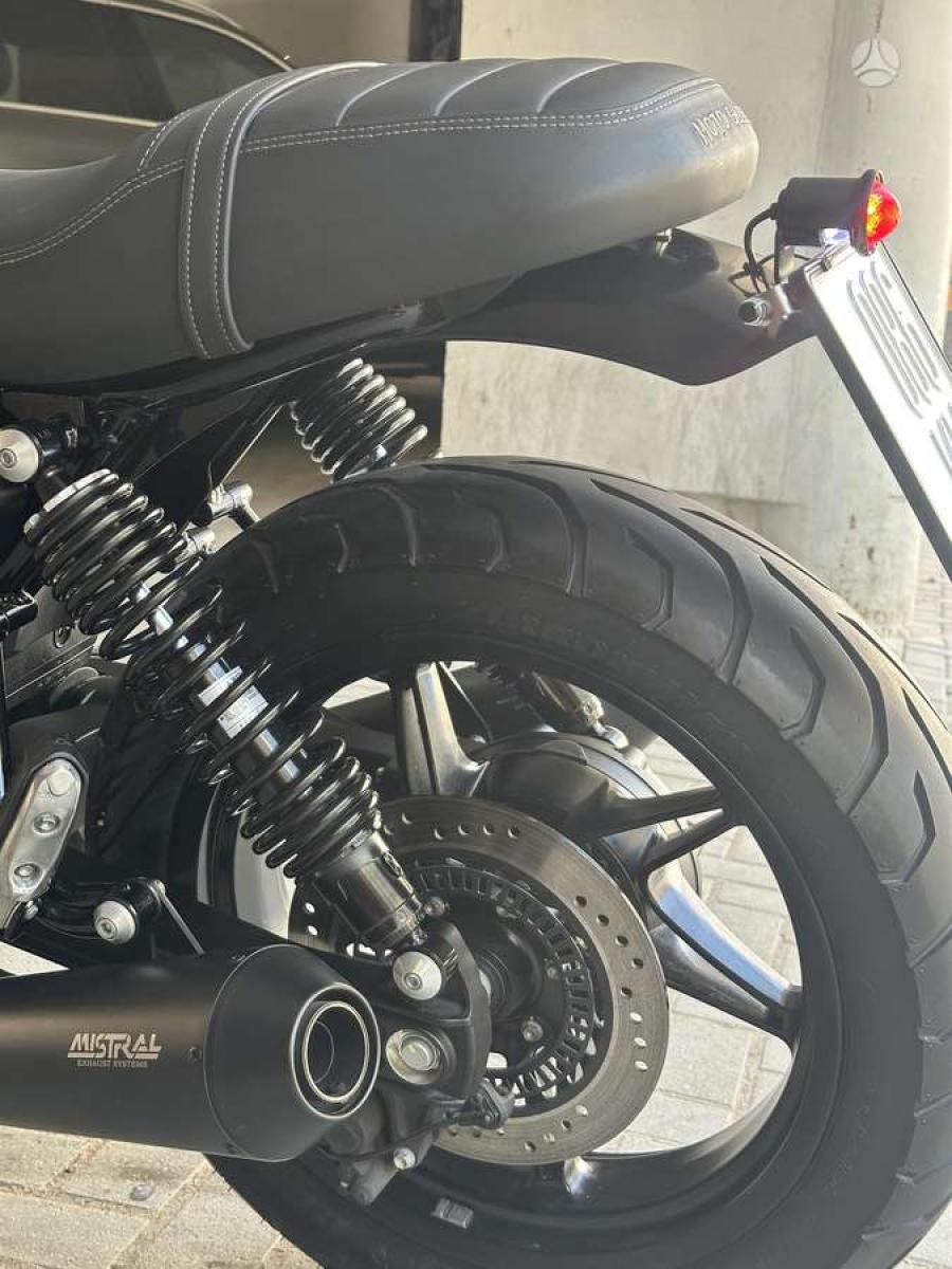 Черный Moto Guzzi V7 2022 в Вильнюс, объемом двигателя 0.85 л и пробегом 3 тыс. км за 6700 €, фото 9 на AUTOMOTO.COM.LV