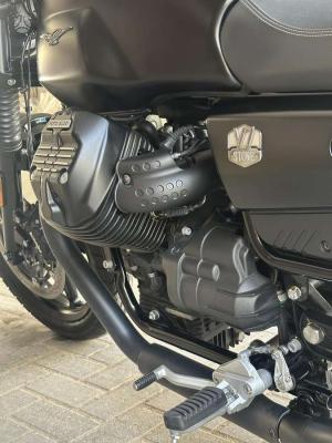Черный Moto Guzzi V7 2022 в Вильнюс, объемом двигателя 0.85 л и пробегом 3 тыс. км за 6700 €, фото 11 на AUTOMOTO.COM.LV