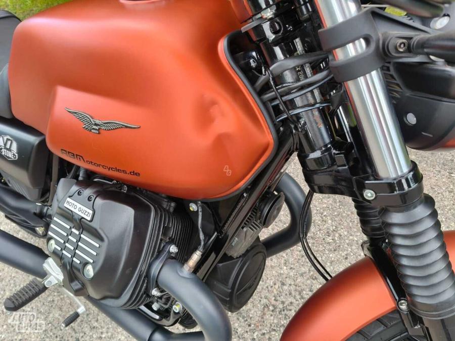 Moto Guzzi V7 2023 in Utena, with an engine capacity of 0.85 L and mileage of 3 thousand km for 5100 €, photo 8 on AUTOMOTO.COM.LV