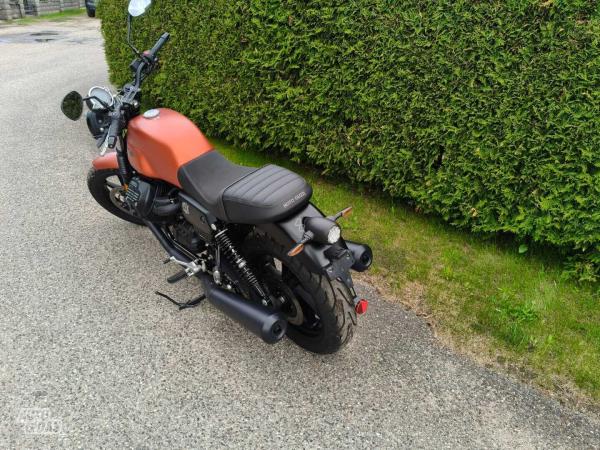 Moto Guzzi V7 2023 в Утена на AUTOMOTO.COM.LV Moto Guzzi V7 2023 в Утена, объемом двигателя 0.85 л и пробегом 3 тыс. км за 5100 €, фото 4 на AUTOMOTO.COM.LV