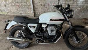 Белый Moto Guzzi V7 2008 в Вильнюс, объемом двигателя 0.74 л и пробегом 15 тыс. км за 4500 €, фото 12 на AUTOMOTO.COM.LV