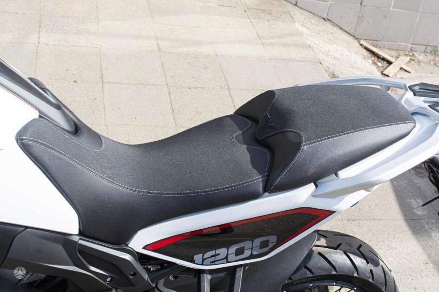 Balts Moto Morini 1200 2026 Viļņa, ar dzinēja tilpumu 1.20 L un nobraukumu 0 tūkst. km par 12790 €, foto 19 vietnē AUTOMOTO.COM.LV