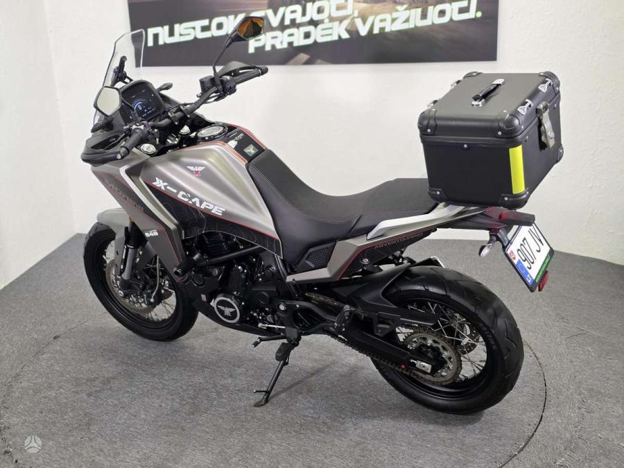 Grey Moto Morini X-Cape 2022 in Panevezys, with an engine capacity of 0.65 L and mileage of 22 thousand km for 5199 €, photo 15 on AUTOMOTO.COM.LV