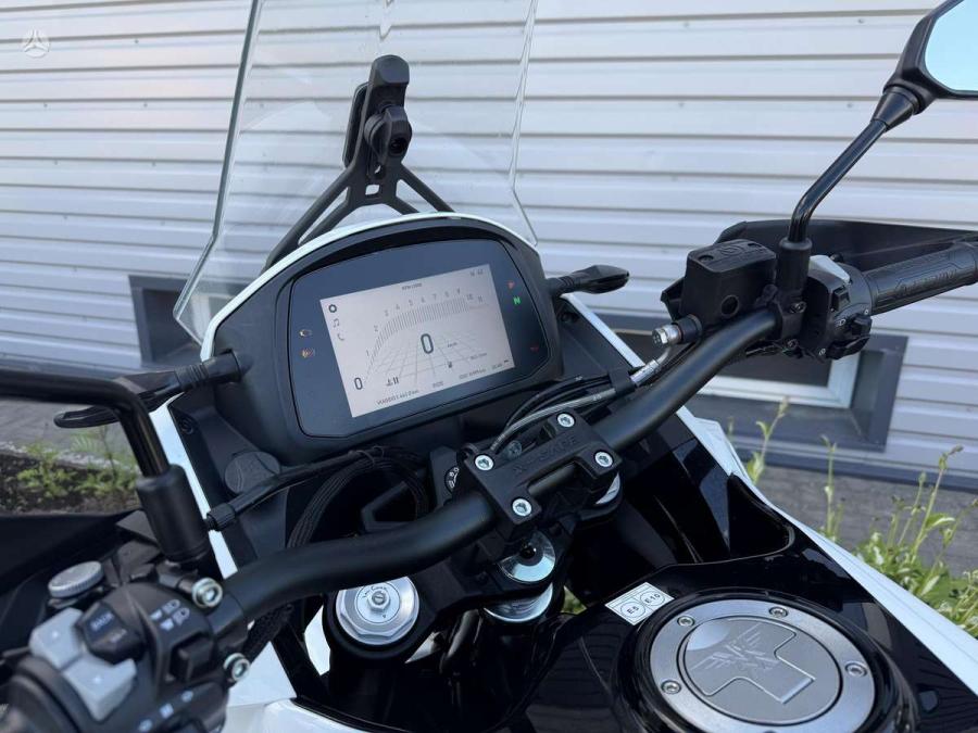 Moto Morini X-Cape 2023 Ukmergė, ar dzinēja tilpumu 0.65 L un nobraukumu 15 tūkst. km par 4850 €, foto 8 vietnē AUTOMOTO.COM.LV