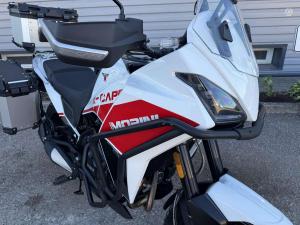 Moto Morini X-Cape 2023 Ukmergė, ar dzinēja tilpumu 0.65 L un nobraukumu 15 tūkst. km par 4850 €, foto 12 vietnē AUTOMOTO.COM.LV