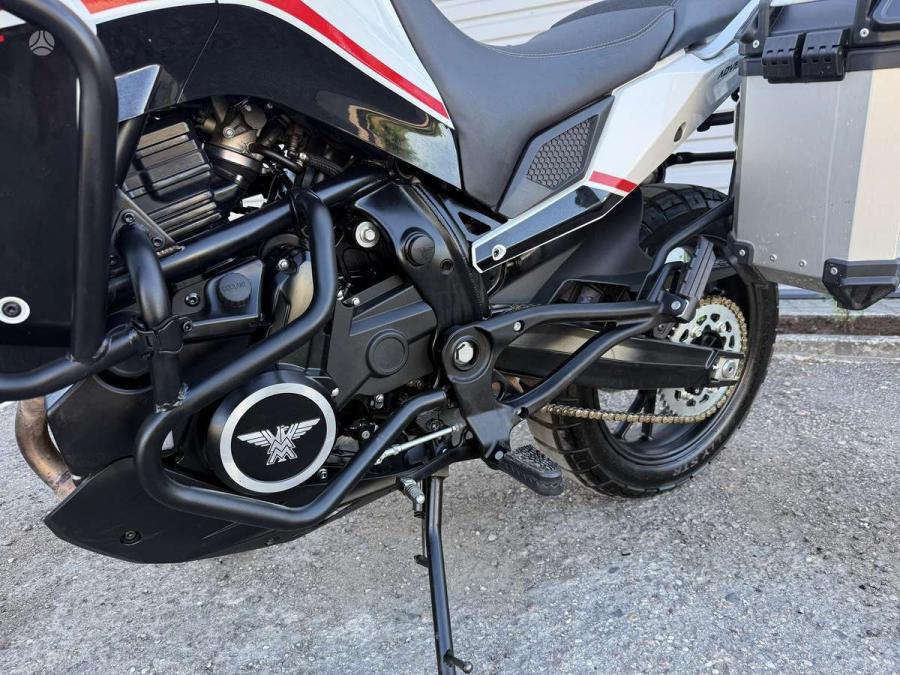 Moto Morini X-Cape 2023 Ukmergė, ar dzinēja tilpumu 0.65 L un nobraukumu 15 tūkst. km par 4850 €, foto 15 vietnē AUTOMOTO.COM.LV