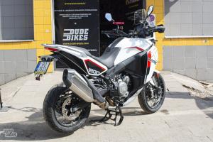 White Moto Morini X-Cape 2026 in Vilnius, with an engine capacity of 0.00 L and mileage of 0 thousand km for 11200 €, photo 10 on AUTOMOTO.COM.LV