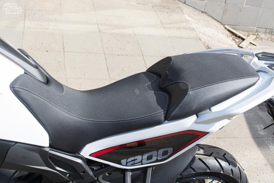 White Moto Morini X-Cape 2026 in Vilnius, with an engine capacity of 0.00 L and mileage of 0 thousand km for 11200 €, photo 23 on AUTOMOTO.COM.LV