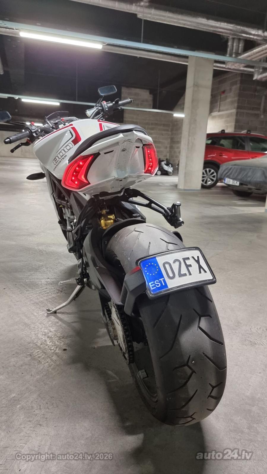 Черный MV Agusta Brutale 2015 в Таллин, объемом двигателя 0.80 л и пробегом 13 тыс. км за 8490 €, фото 14 на AUTOMOTO.COM.LV