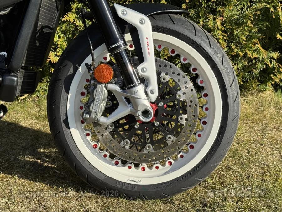 Melns MV Agusta Brutale 2019 Tallina, ar dzinēja tilpumu 0.80 L un nobraukumu 5 tūkst. km par 16995 €, foto 9 vietnē AUTOMOTO.COM.LV