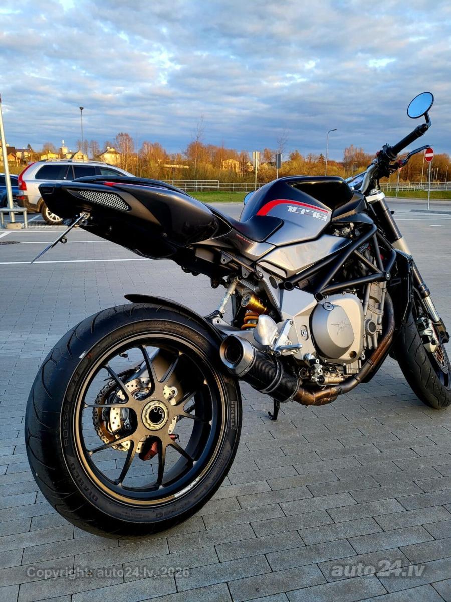 Grey MV Agusta Brutale 2009 in Rezekne, with an engine capacity of 1.08 L and mileage of 25 thousand km for 6700 €, photo 3 on AUTOMOTO.COM.LV