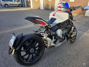 MV Agusta Brutale 2014 в Паневежис, объемом двигателя 0.80 л и пробегом 17 тыс. км за 5300 €, фото 5 на AUTOMOTO.COM.LV