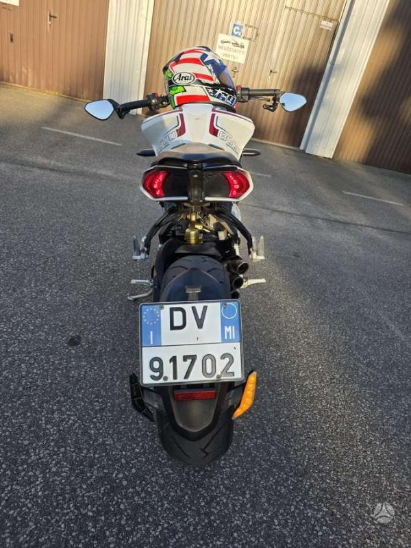 MV Agusta Brutale 2014 в Паневежис, объемом двигателя 0.80 л и пробегом 17 тыс. км за 5300 €, фото 10 на AUTOMOTO.COM.LV