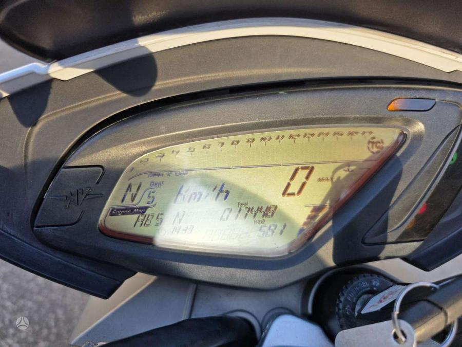 MV Agusta Brutale 2014 в Паневежис, объемом двигателя 0.80 л и пробегом 17 тыс. км за 5300 €, фото 12 на AUTOMOTO.COM.LV