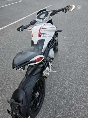 MV Agusta Brutale 2015 in Panevezys, with an engine capacity of 0.80 L and mileage of 17 thousand km for 4700 €, photo 17 on AUTOMOTO.COM.LV