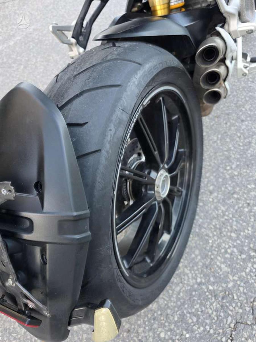 MV Agusta Brutale 2015 in Panevezys, with an engine capacity of 0.80 L and mileage of 17 thousand km for 4700 €, photo 22 on AUTOMOTO.COM.LV