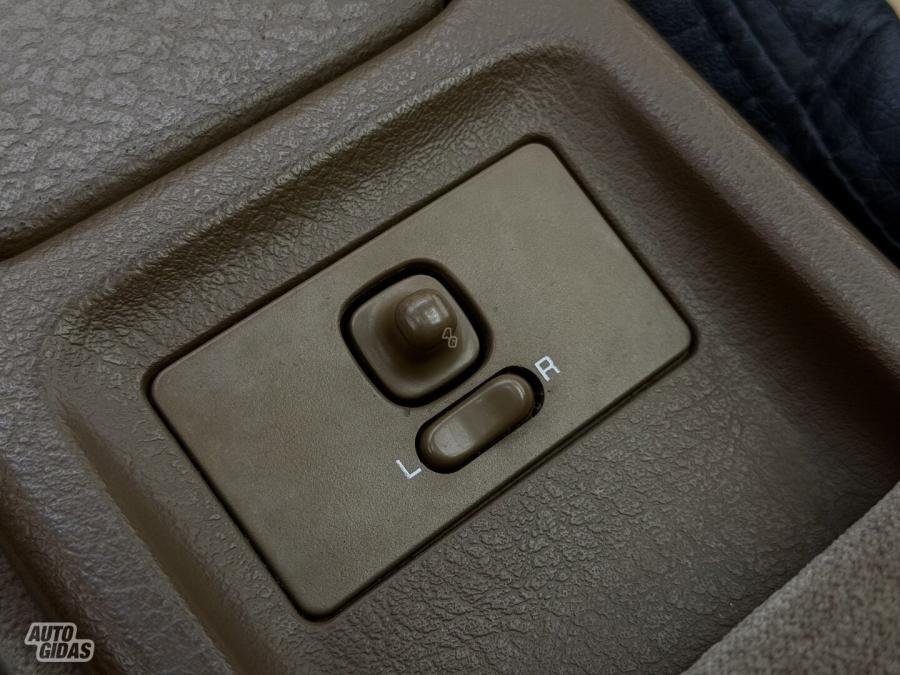 Белый Ниссан 300 ЗХ 1996 в Авиженяй, объемом двигателя 3.00 л и пробегом 201 тыс. км за 11950 €, фото 19 на AUTOMOTO.COM.LV