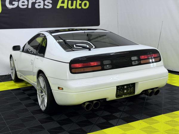 White Nissan 300ZX 1996 in Vilnius, with an engine capacity of 2.96 L and mileage of 201 thousand km for 11200 €, photo 6 on AUTOMOTO.COM.LV