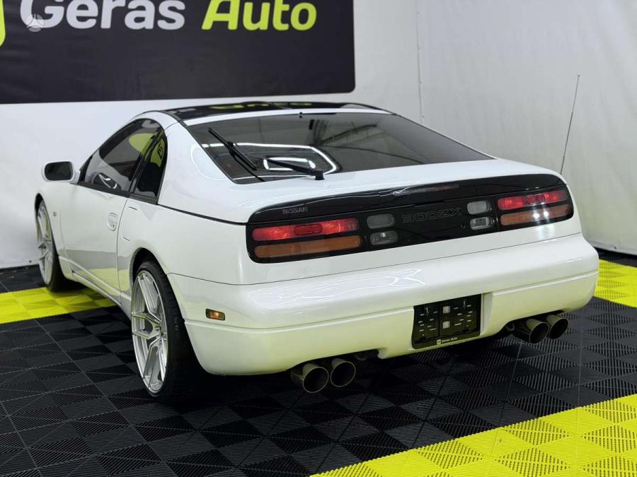 White Nissan 300ZX 1996 in Vilnius, with an engine capacity of 2.96 L and mileage of 201 thousand km for 11200 €, photo 7 on AUTOMOTO.COM.LV